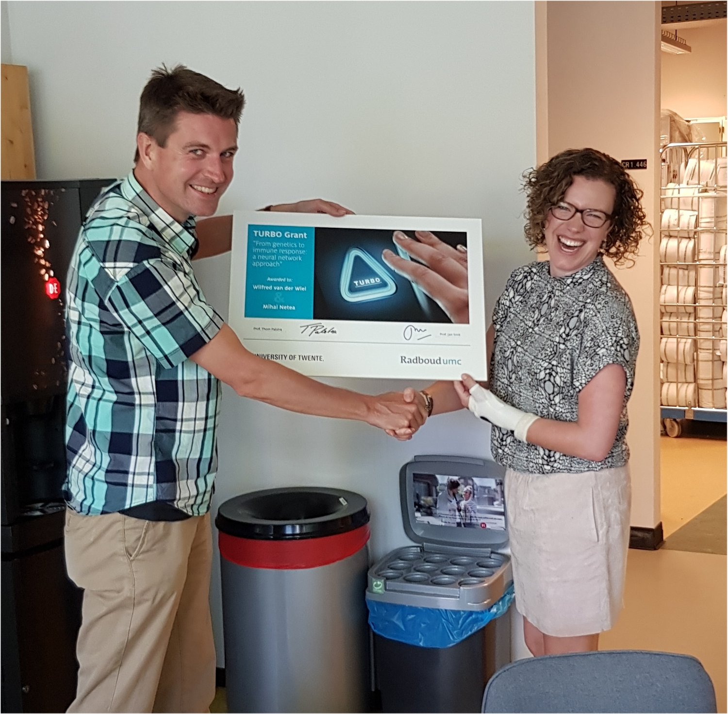 Wilfred van der Wiel (Universiteit Twente) en Mihai Netea (Radboudumc ...