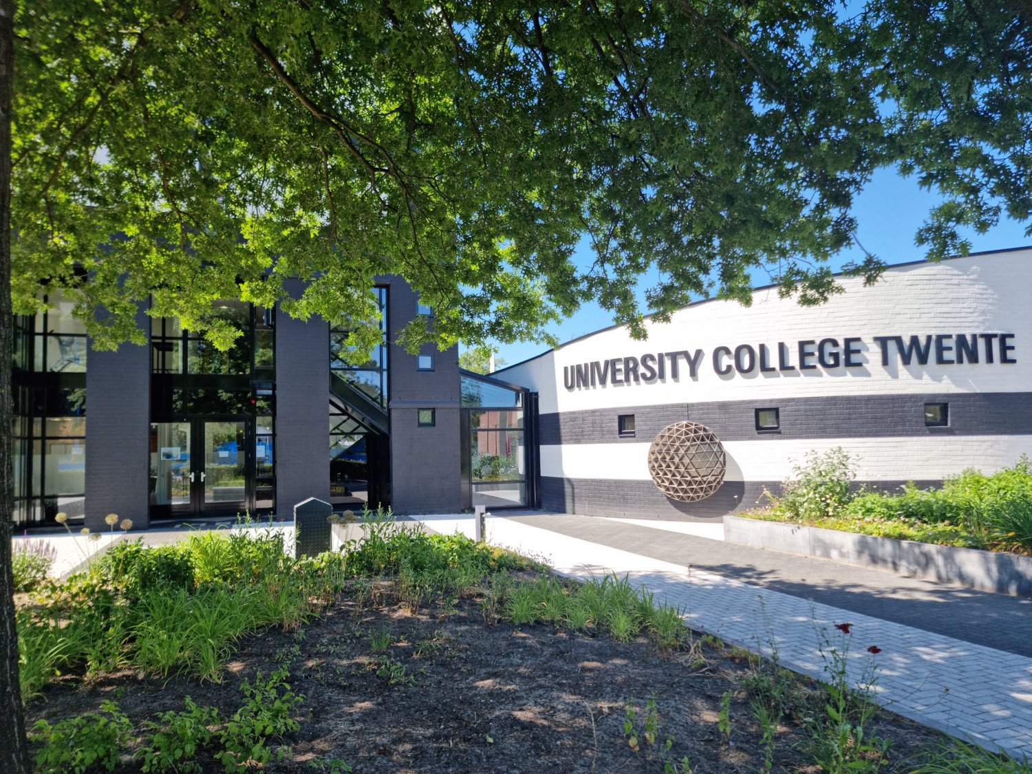 University College Twente: 10 years of Self-Directed Learning (SDL) at ...